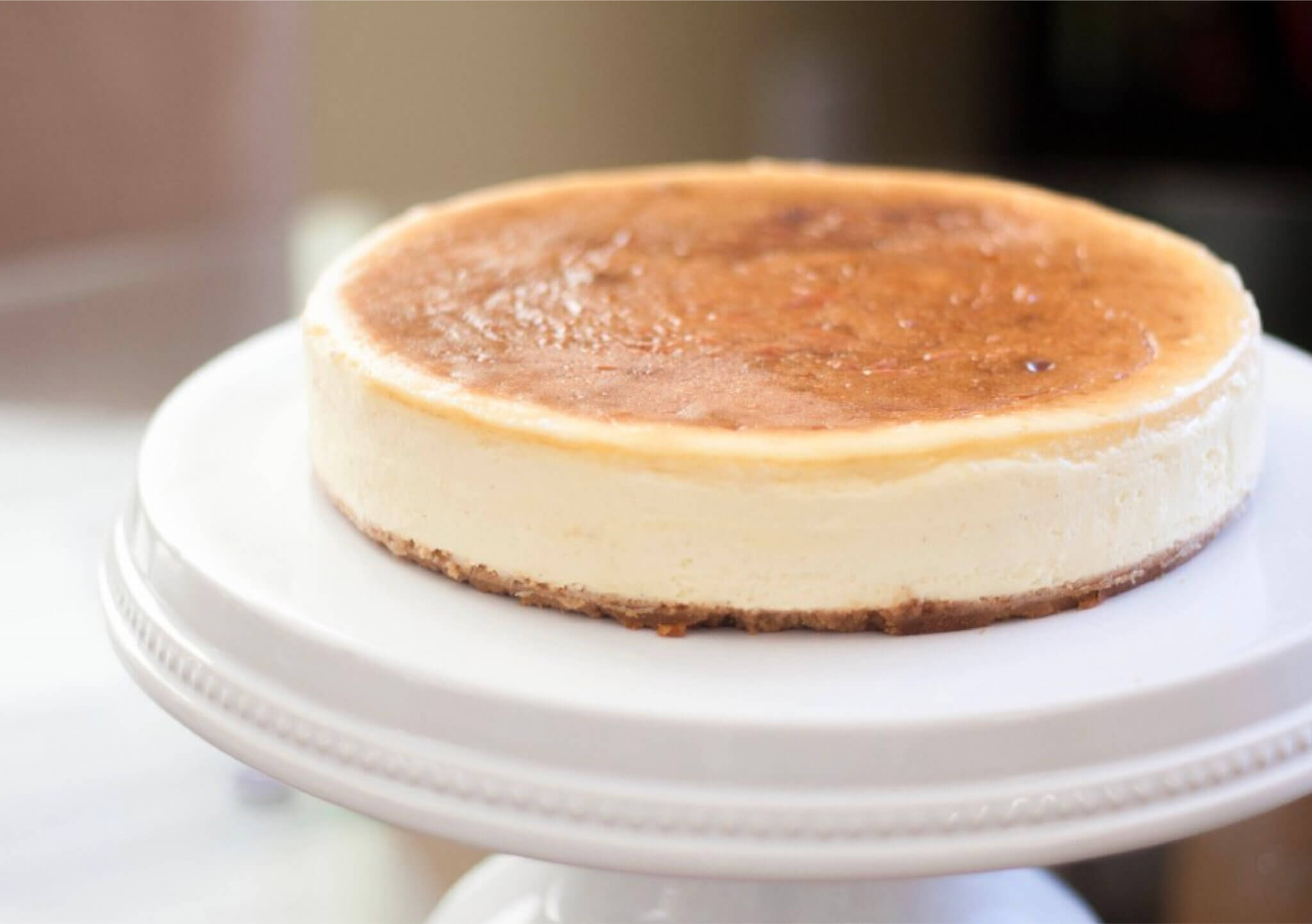 THE CHEESECAKE PROJECT – A LIGHT, CREAMY CHEESECAKE RECIPE