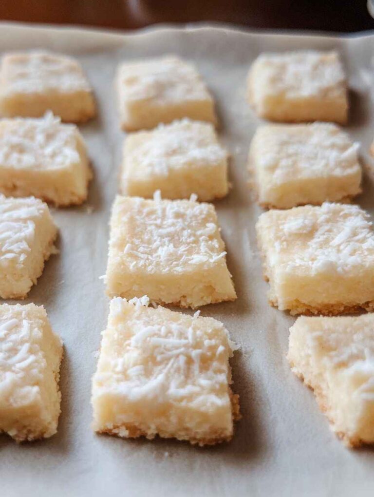 Easy Coconut Shortbread Cookies